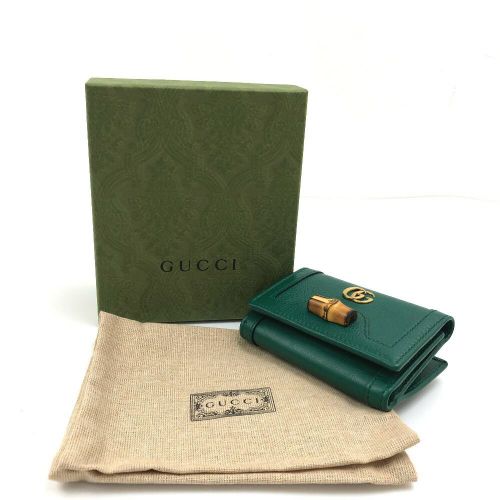 グッチ 三つ折り財布 バンブー付き ミディアム 658633 レザー グッチ 三つ折り財布 バンブー付き ミディアム 658633 レザー